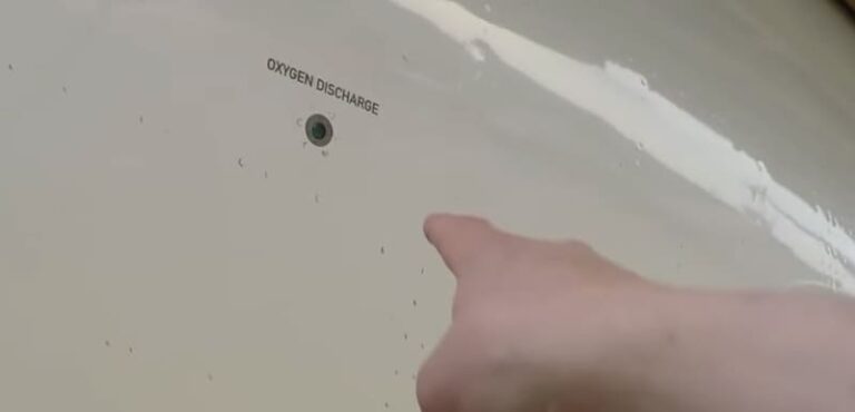 Airbus A320 – Oxygen System - SmartCockpit - Airline training guides ...