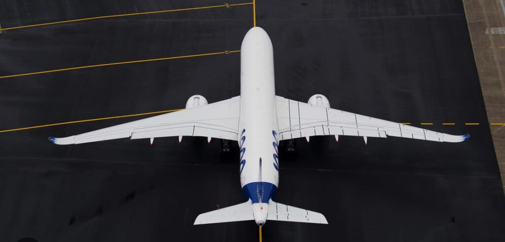 Airbus A350 – A350-900 vs A350-1000 - SmartCockpit - Airline training ...